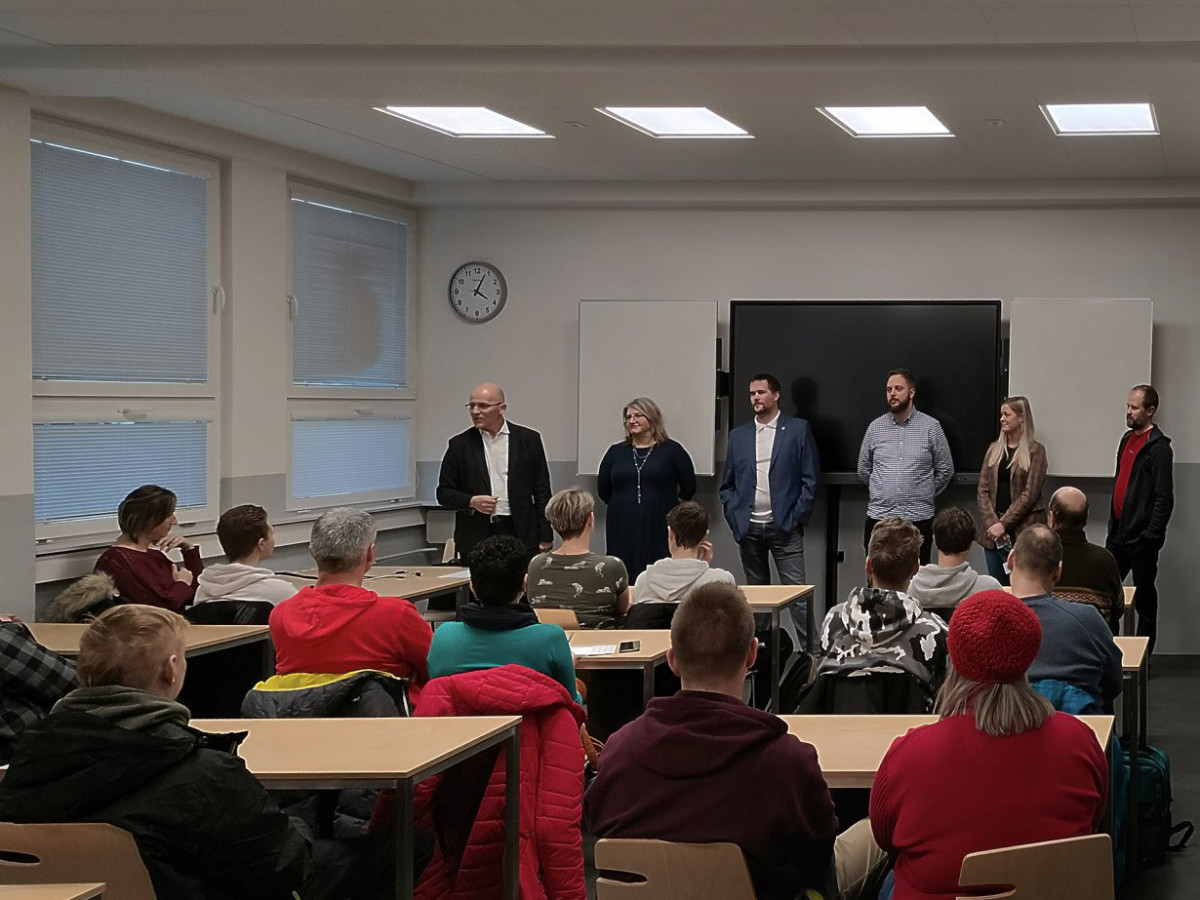 Podporujeme podniková stipendia na SŠT Opava | OSTROJ